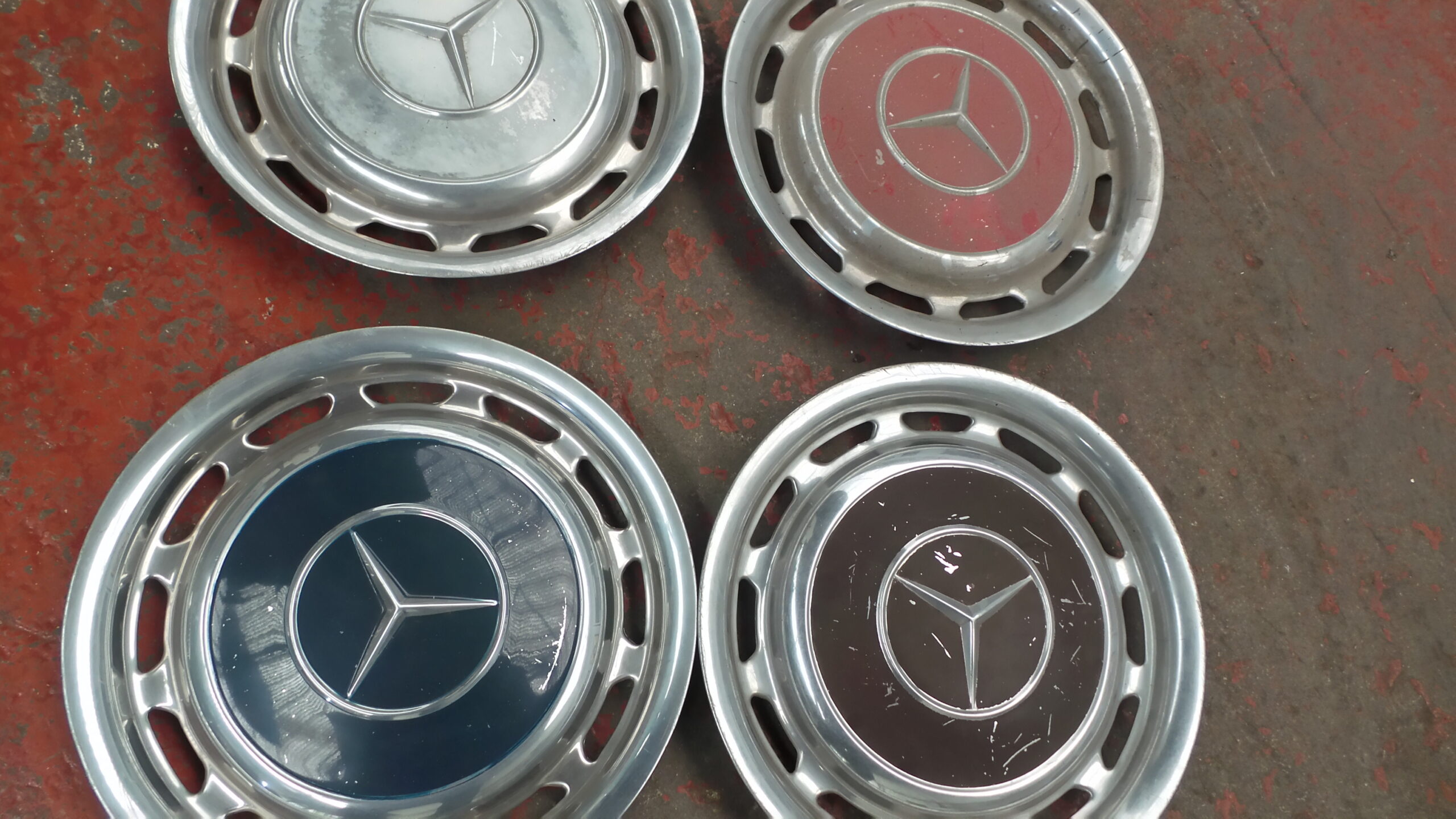 4 x Classic Mercedes Hub-Caps - Jack's For All Trades